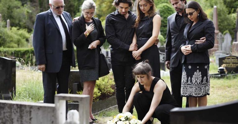 Festival Ma’nene: como é a tradição funerária da Indonésia?